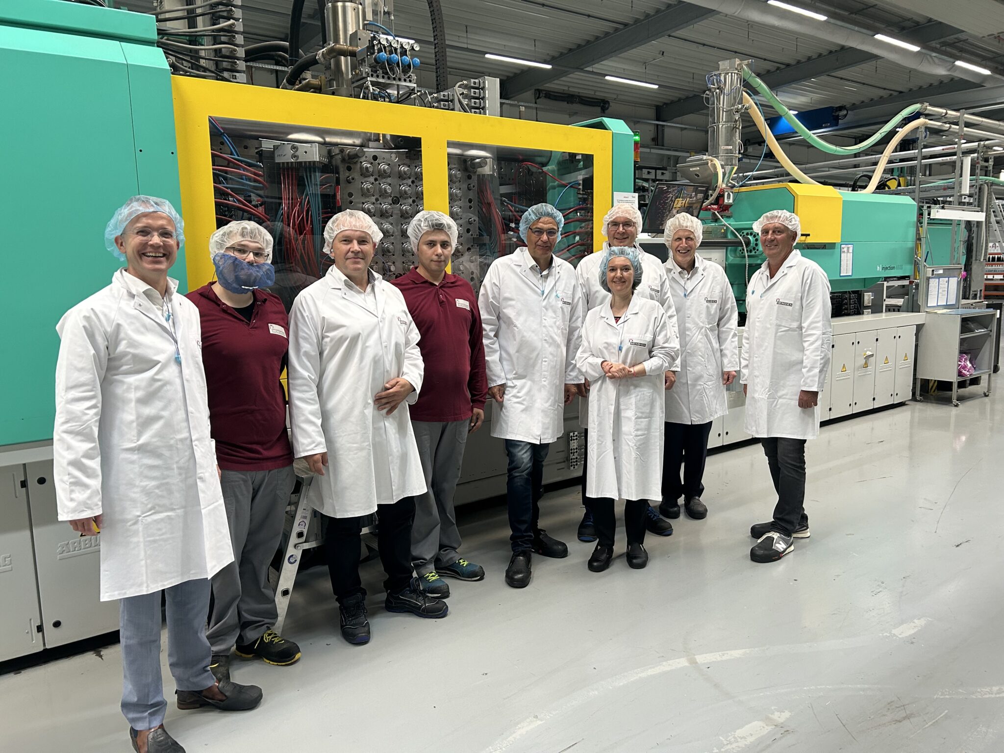 Member of the European Parliament Dr. Peter Liese visits MENSHEN - MENSHEN